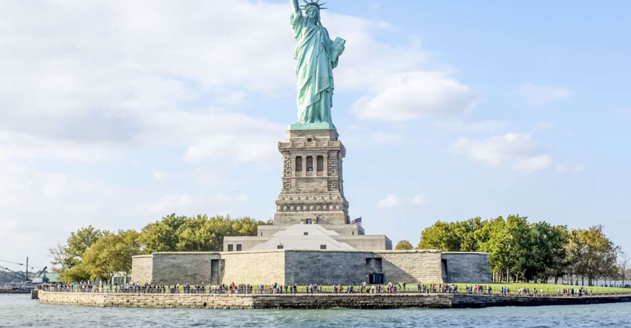 NYC, Circle Line Statue of Liberty Cruise Skip-The-Line | Water ...