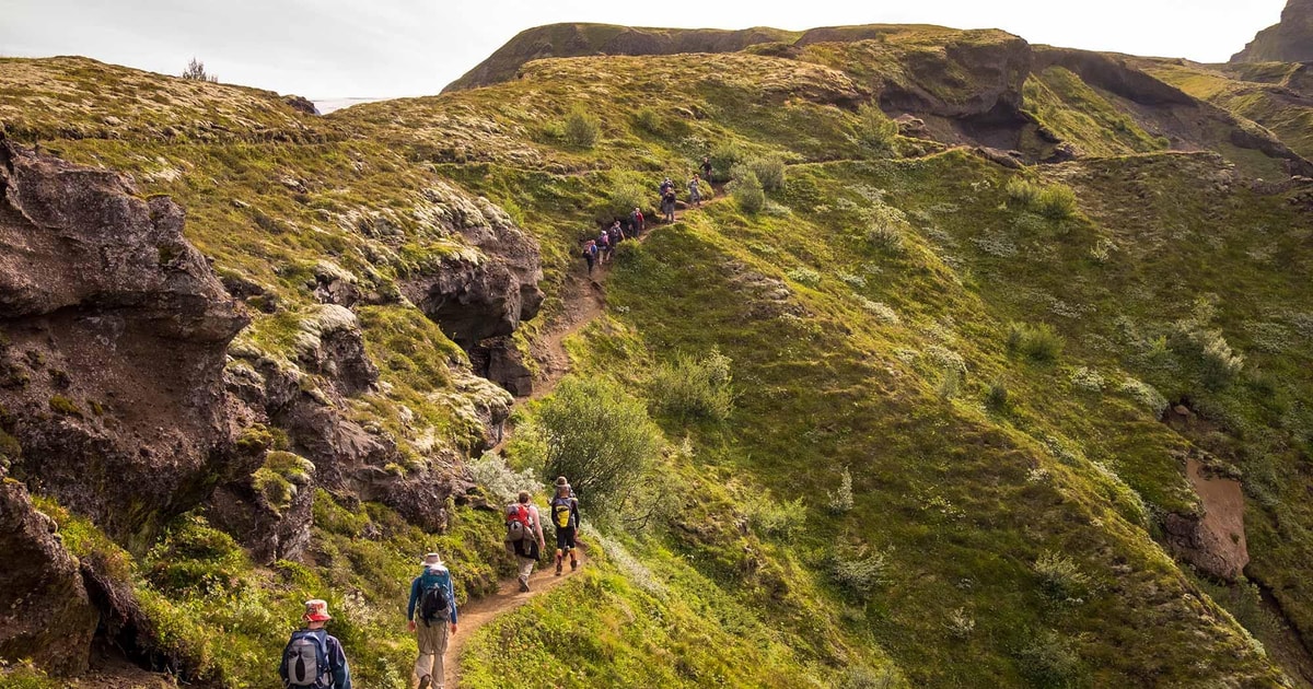 Skógar: Fimmvörðuháls Pass Hiking Tour to Thorsmork Valley | GetYourGuide