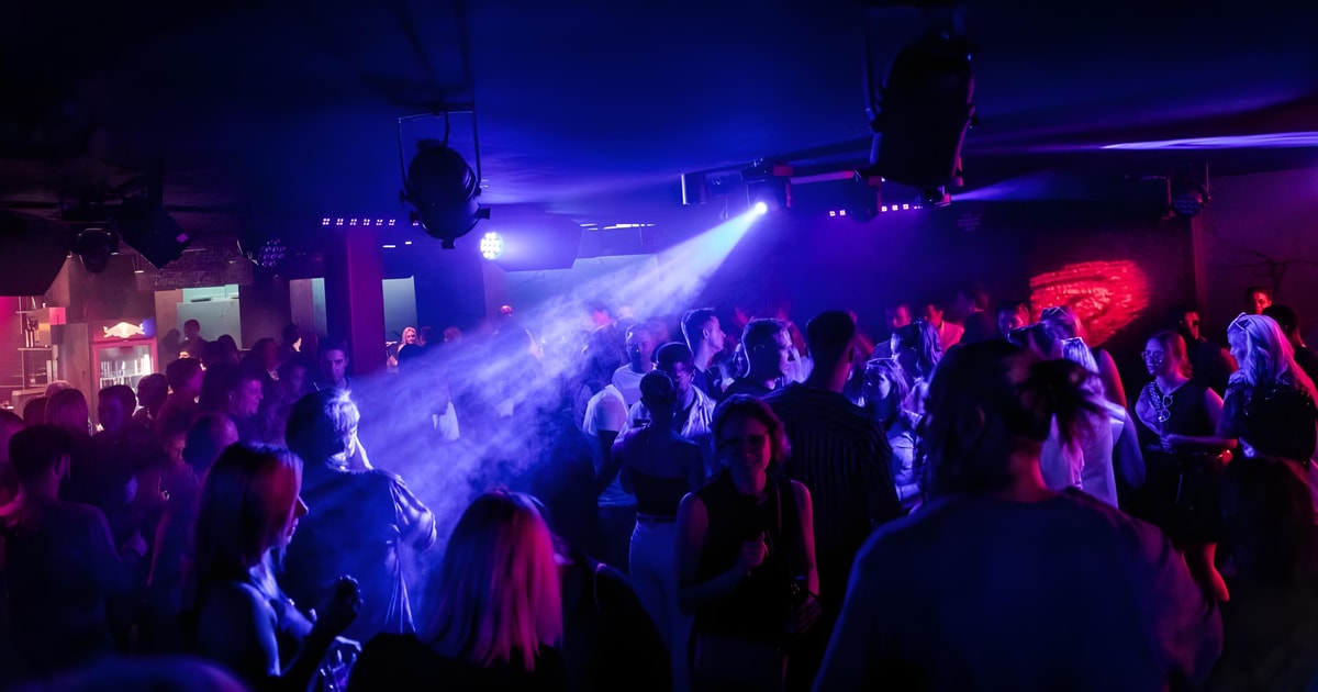 Club hopping through 3 popular Stuttgart clubs with a digital guide ...