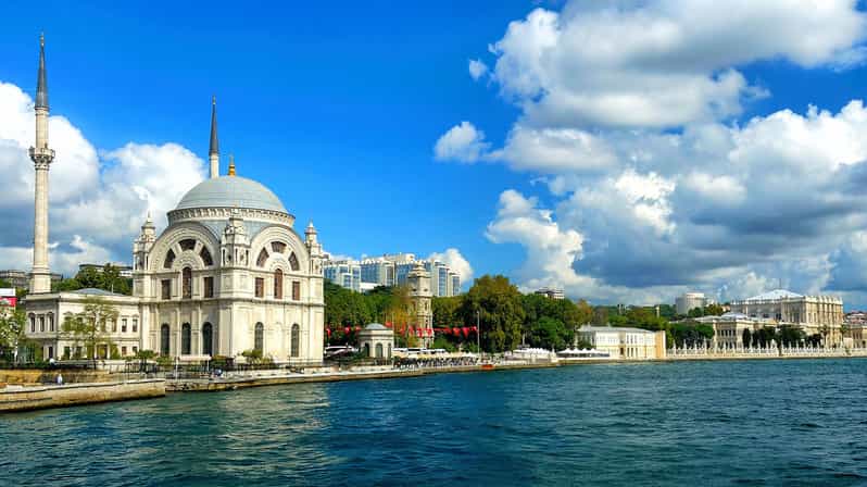 Istanbul : Croisière d'une demi-journée et téléphérique vers la colline ...