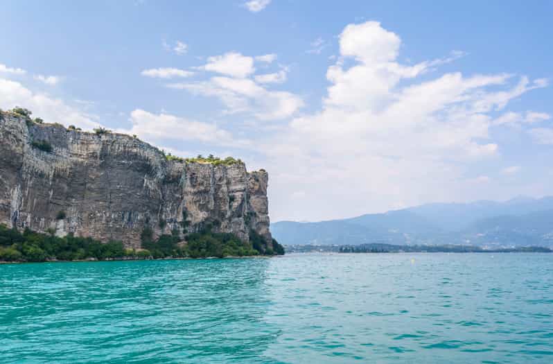 Lago de Garda: Crucero por la costa oeste hasta Sirmione | GetYourGuide