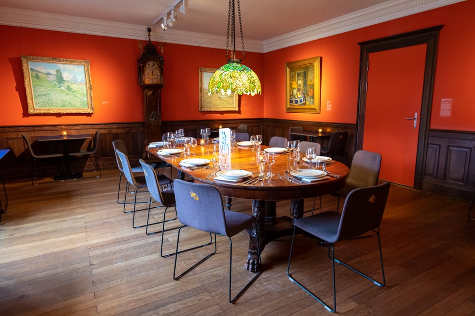 Laren: Skip-the-Line Singer Ticket de entrada al Museo Laren | GetYourGuide