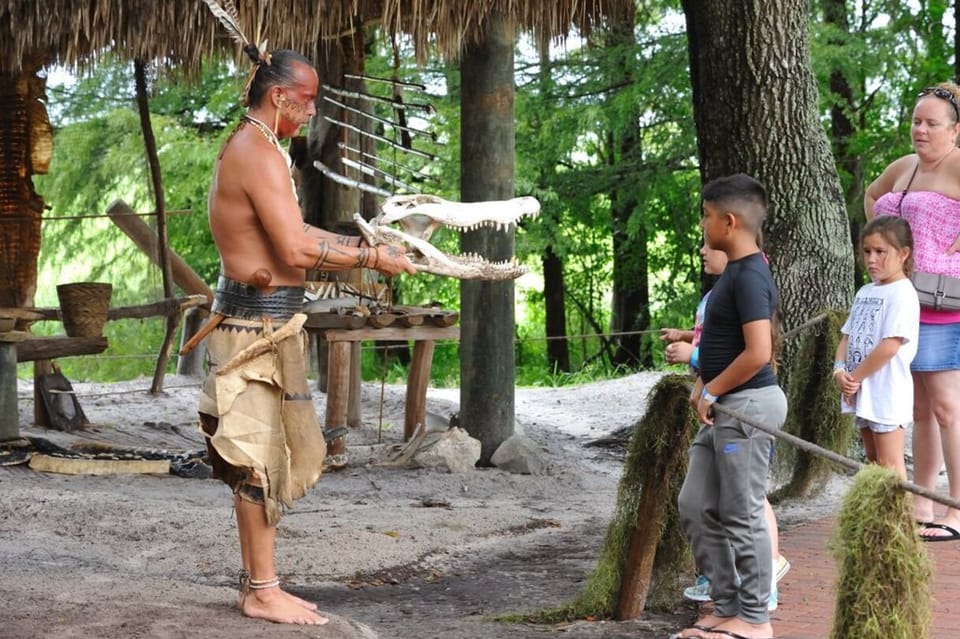 (Copy of) Kissimmee: Jororo Native Village 'Alligator Hunting' Show ...