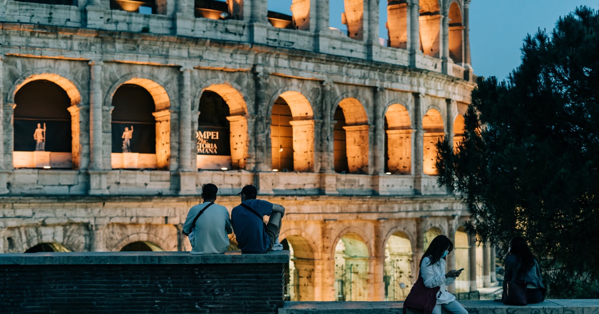 Rome: City Highlights Moonlight Walking Tour | GetYourGuide