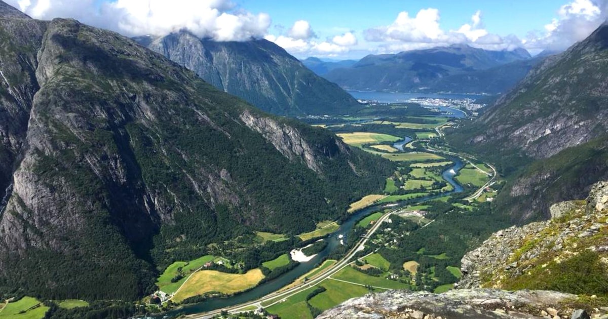 Åndalsnes - Panoramatour Trollstigen & Troll Wand | GetYourGuide