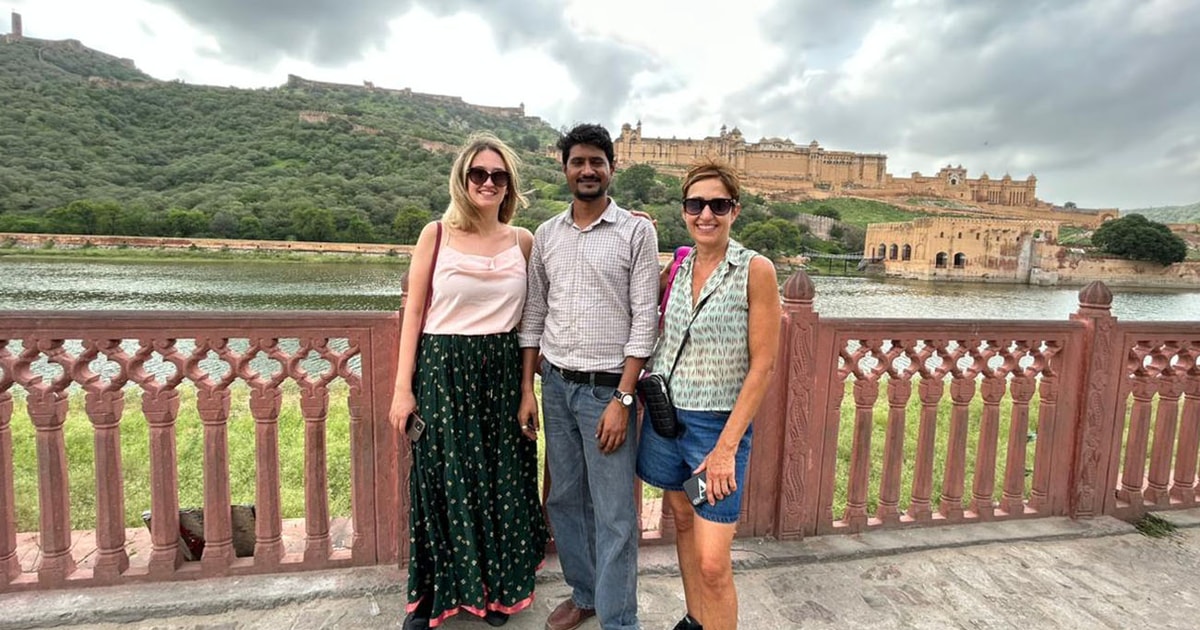 Guided Jaipur Heritage Walking tour : Explore Local Market | GetYourGuide