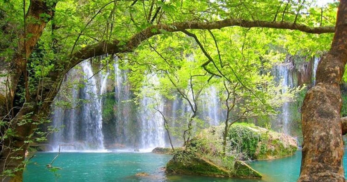 Vanuit de stad Side: Antalya Oude Stad en Waterval Dagtrip | GetYourGuide