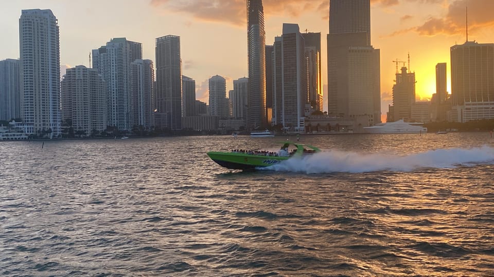 Miami: Sightseeing Speedboat and Hop-On Hop-Off Bus Tour | GetYourGuide