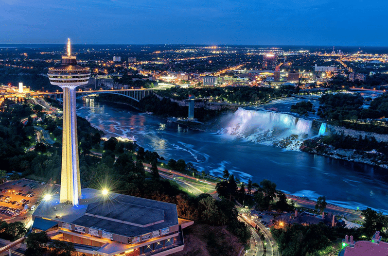 Niagara Falls, Canada: Niagara Falls Night Tour & Boat Ride | GetYourGuide