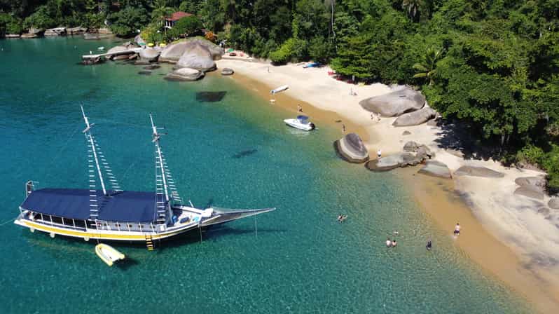 Paraty Bay: Islands & Beaches Boat Tour with Snorkeling | GetYourGuide