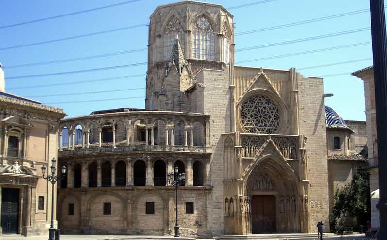 Valencia: Walking Tour of the Medieval City Center | GetYourGuide