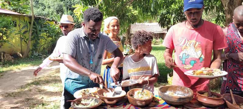 Sunday Organic Food Buffet Lunch of Local Cuisine | GetYourGuide