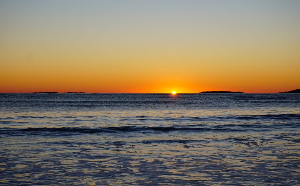 Sunny Beach: Sunset Catamaran Cruise with Dinner & Prosecco | GetYourGuide