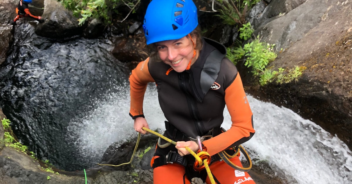 Madeira: "Lokoloko" Canyoning Niveau 2 | GetYourGuide