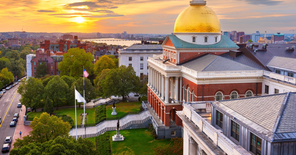 Boston: Summer Nights Trolley Tour and River Cruise | GetYourGuide