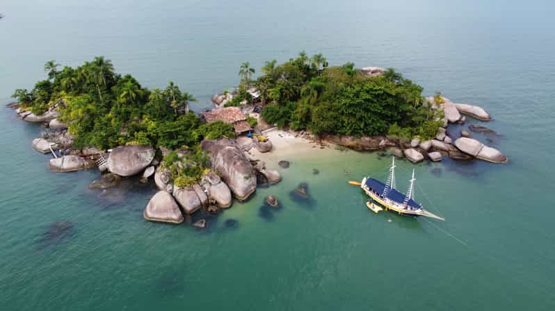 Paraty Bay: Islands & Beaches Boat Tour with Snorkeling | GetYourGuide
