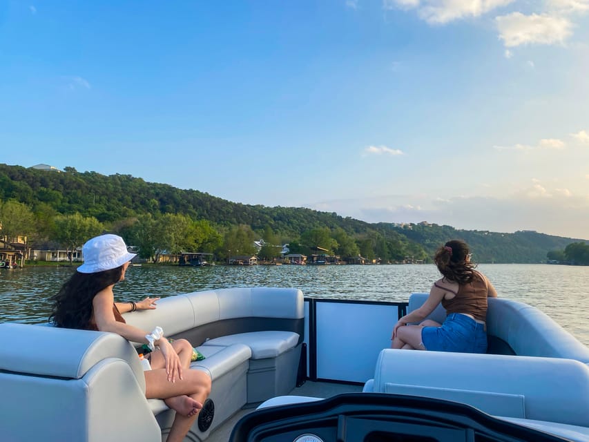 Austin: Tour en barco guiado por el Lago Austin | GetYourGuide