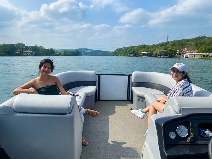 Austin: Tour en barco guiado por el Lago Austin | GetYourGuide