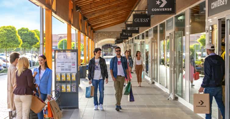 Budapest: Premier Outlet Shopping Transfer from City Center | GetYourGuide