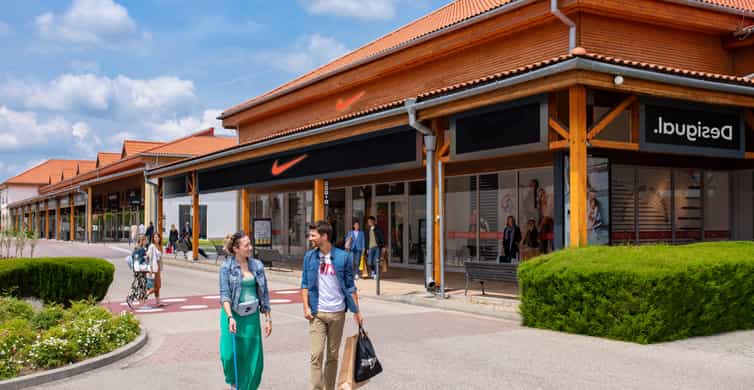 Budapest: Premier Outlet Shopping Transfer from City Center | GetYourGuide