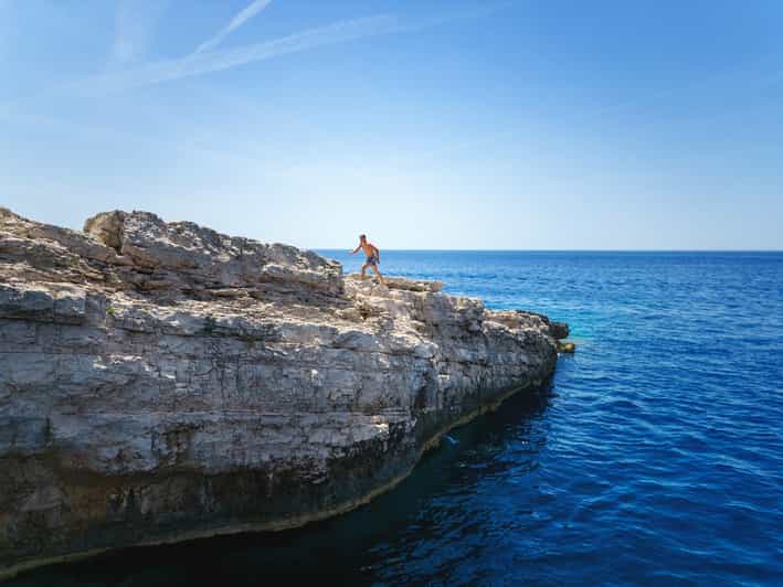 Från Split: Blå grottan privat tur | GetYourGuide