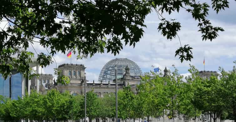 Berlin: Government Quarter Tour and Reichstag Dome Visit | GetYourGuide