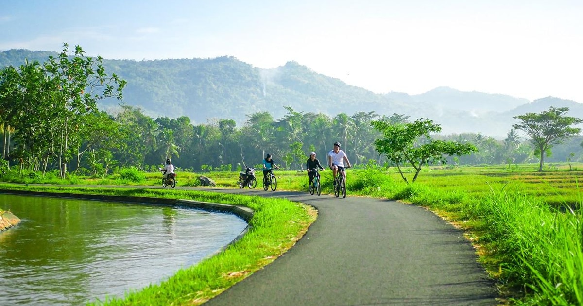 Yogyakarta: Nanggulan Dorp Plezier Fietsen | GetYourGuide
