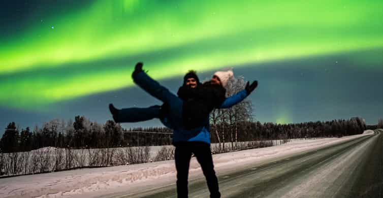 Rovaniemi: Night Sky lappish Barbecue | GetYourGuide