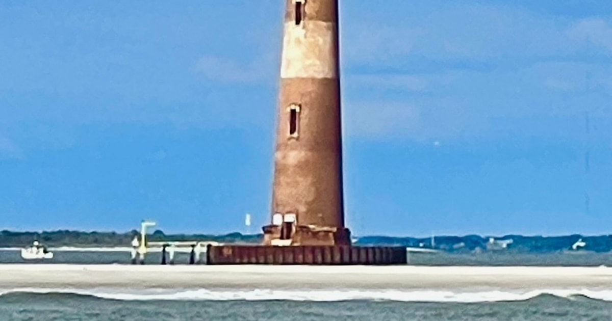 Get Out of Town! Lighthouses, Beaches and Forts Tour | GetYourGuide
