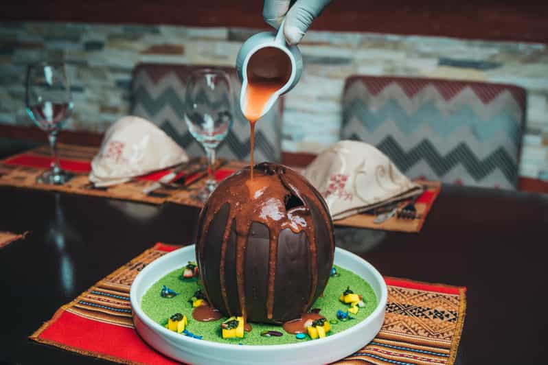 Cusco: Folkloric Andean Show & 3-Course Dinner at Tunupa | GetYourGuide