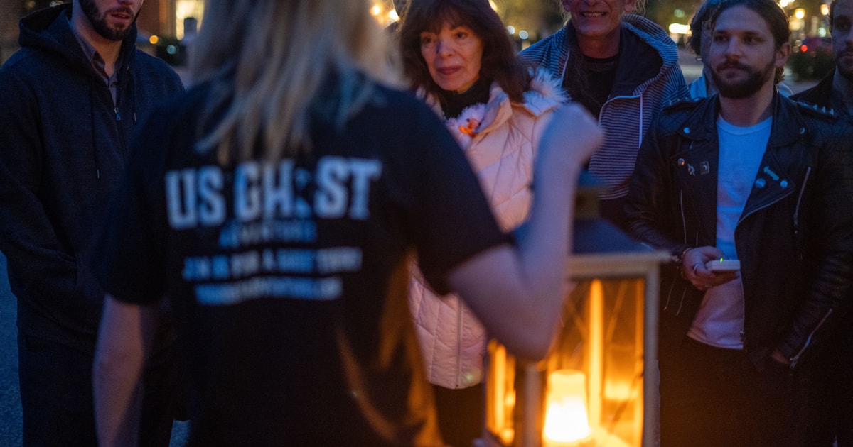 Colonial Ghosts: Haunted Williamsburg Walking Tour | GetYourGuide