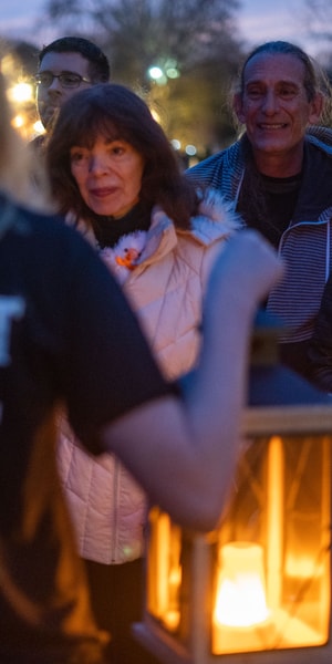 Washington, DC: DC Ghosts Tour | GetYourGuide