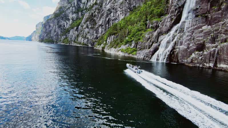 Stavanger: Lysefjord RIB łodzią na Pulpit Rock | GetYourGuide