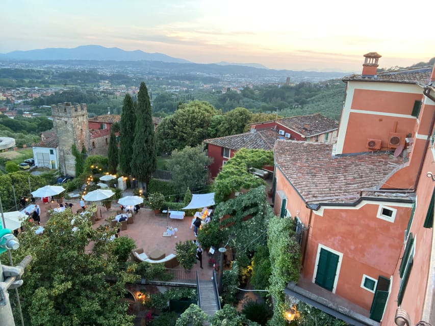Buggiano Castello: cena romántica a la luz de las velas en una villa toscana | GetYourGuide