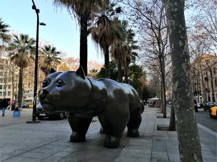 Raval-wandeltocht: het ruige verleden van Barcelona | GetYourGuide