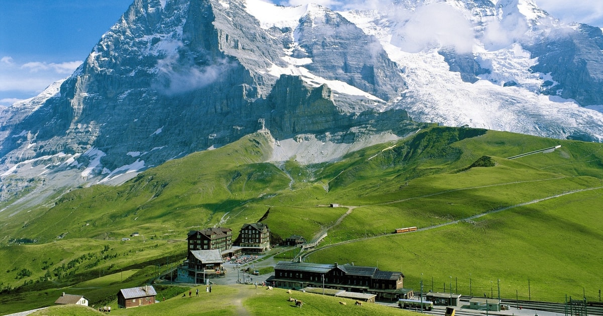 Vanuit Luzern: Dagtrip van de Eiger naar Kleine Scheidegg | GetYourGuide