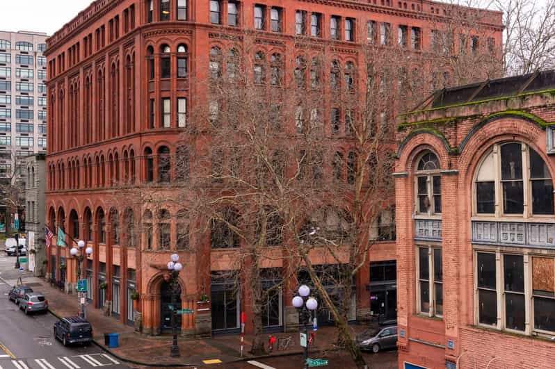 Seattle: Haunted Landmarks Walking Tour | GetYourGuide