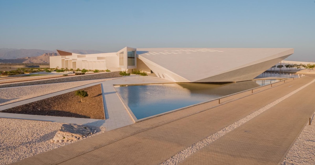 Muscat: Nizwa, Birkat Al Mouz & Oman Across Ages Museum | GetYourGuide