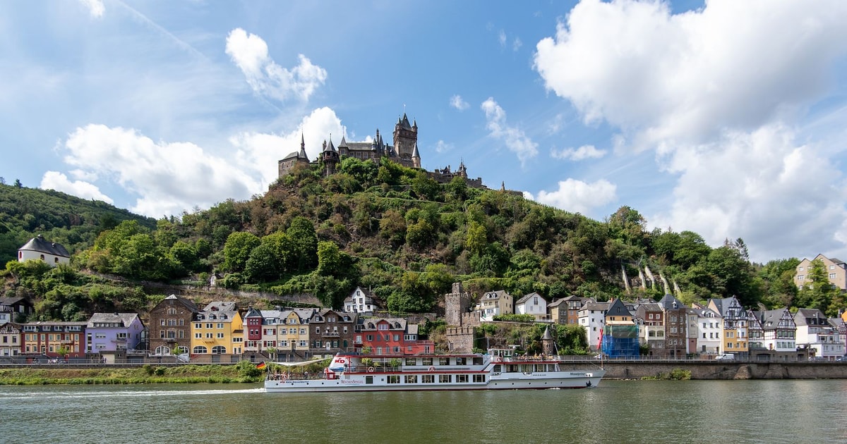 Cochem: KD-Panorama-Abendfahrt auf der Mosel | GetYourGuide