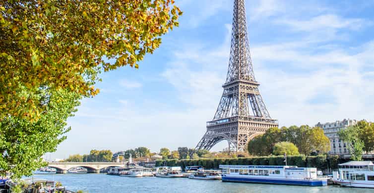 Paris: Audio-guided tour by bus along the Seine | GetYourGuide