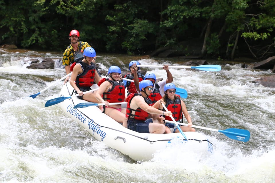 Middle Ocoee River Whitewater Rafting Trip | GetYourGuide