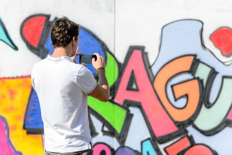 Praga: Laboratorio privato di graffiti | GetYourGuide