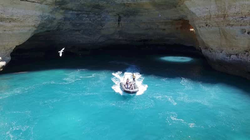Da Portimao: tour in barca della grotta di Benagil e della spiaggia di ...