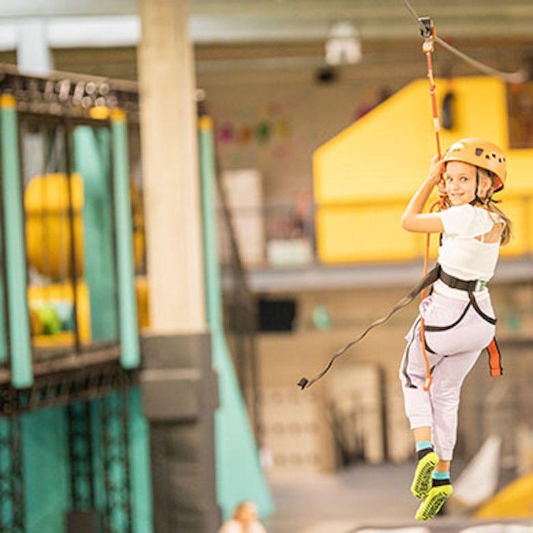 Augsburg: 2-Stunden-Ticket für den BIG Jump Entertainment Park | GetYourGuide