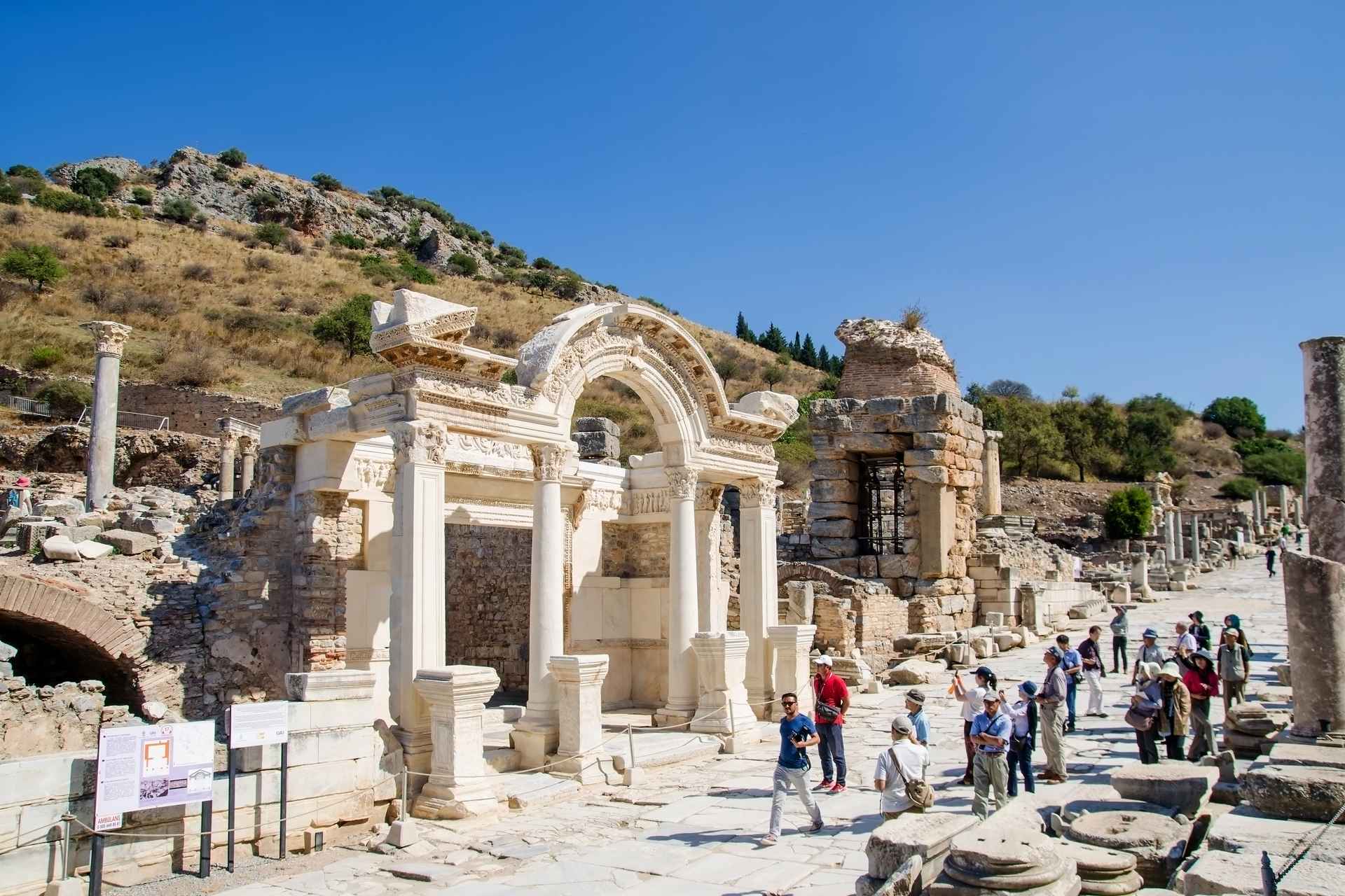Visite d’Éphèse, Maison de la Vierge et Temple d’Artémis depuis le port ...