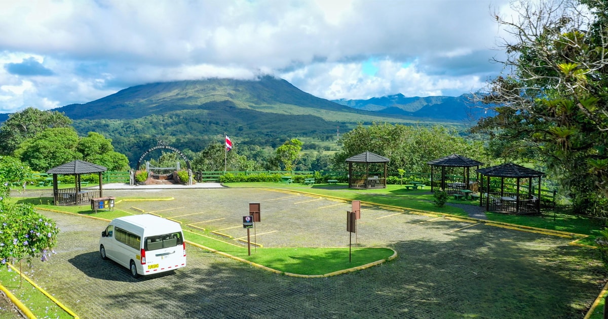 San Jose Airport: Shared Shuttle from/to La Fortuna | GetYourGuide
