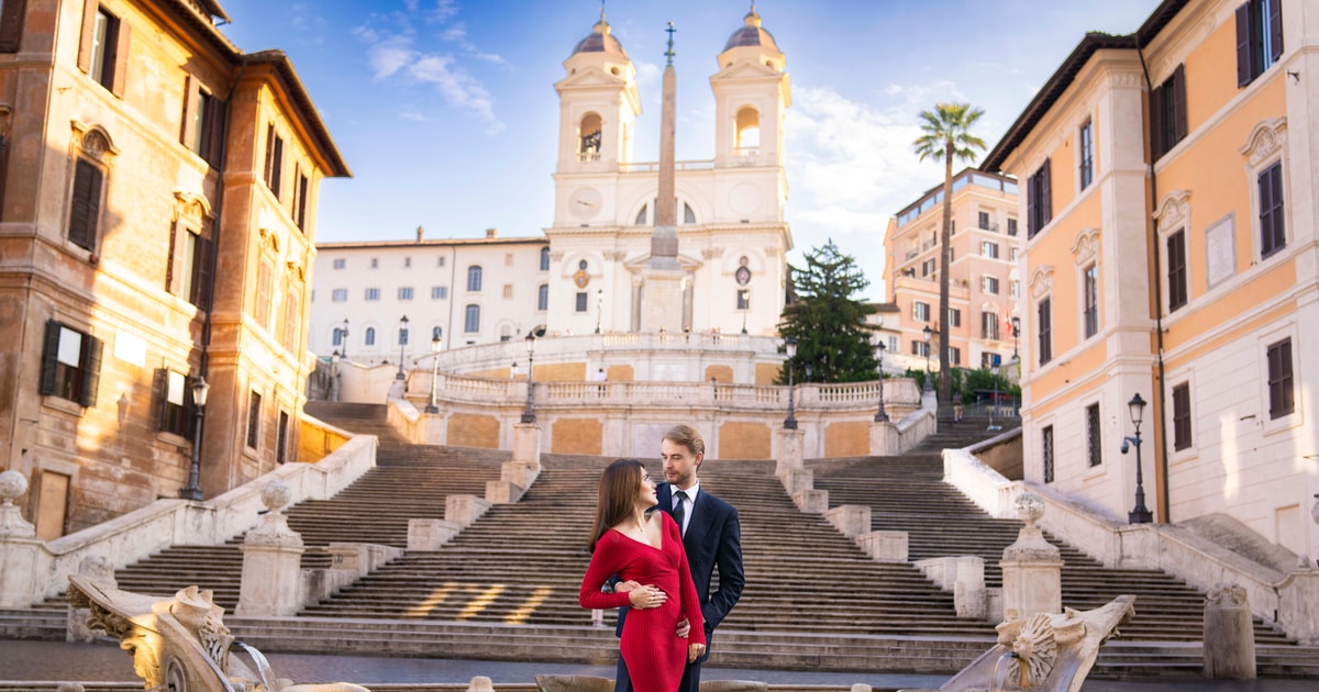 Rom: Den Spanske Trappe og skjulte perler Privat fotoshoot | GetYourGuide