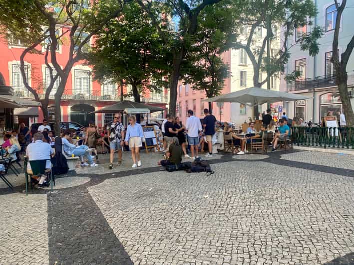 Lissabon: Baixa und Chiado - Selbstgeführter Stadtrundgang | GetYourGuide
