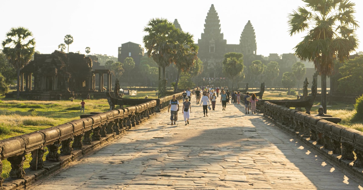 Siem Reap: Angkor Wat Small Circuit Tour with Hotel Transfer | GetYourGuide