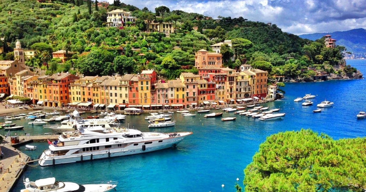 Från La Spezia: Båttur i Cinque Terre med mellanmål och dryck ...